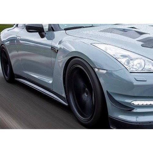 Nissan R35 GTR KR Hybrid Carbon Side Skirts